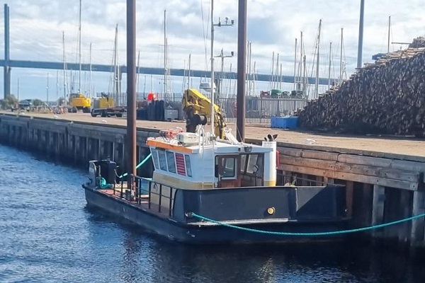 Jackup Barge (crane option) - Charter - Ship for charter