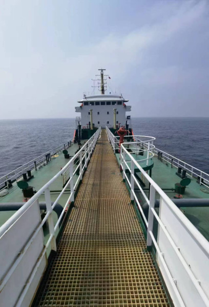 FOR SALE: 4500 DWT Double-Bottom Double-Hull Oil Tanker (Flash Point