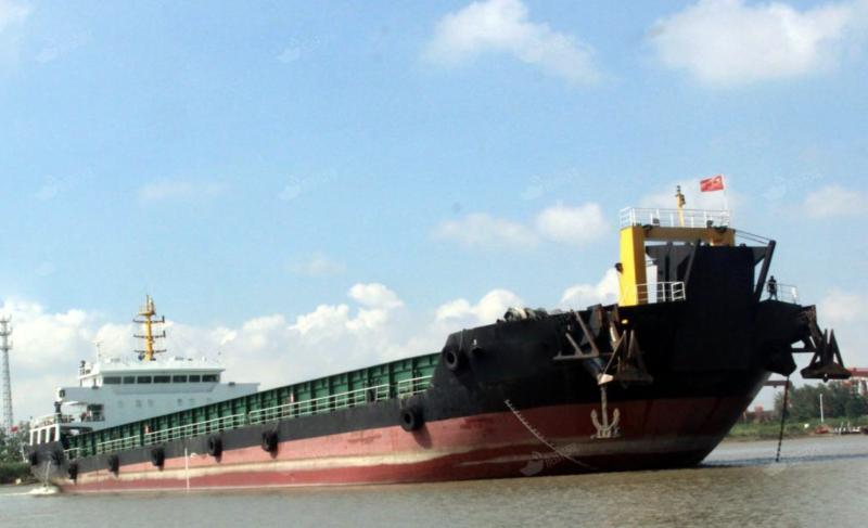 Z526 [For Sale] 5000-ton Deck Barge for Sale - Ship for sale